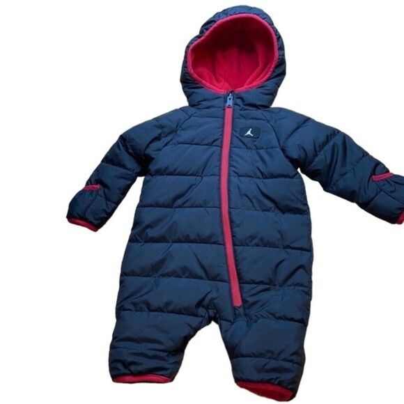 Jordan | One Pieces | Nike Air Jordan Black And Red Winter Snow Suit ...